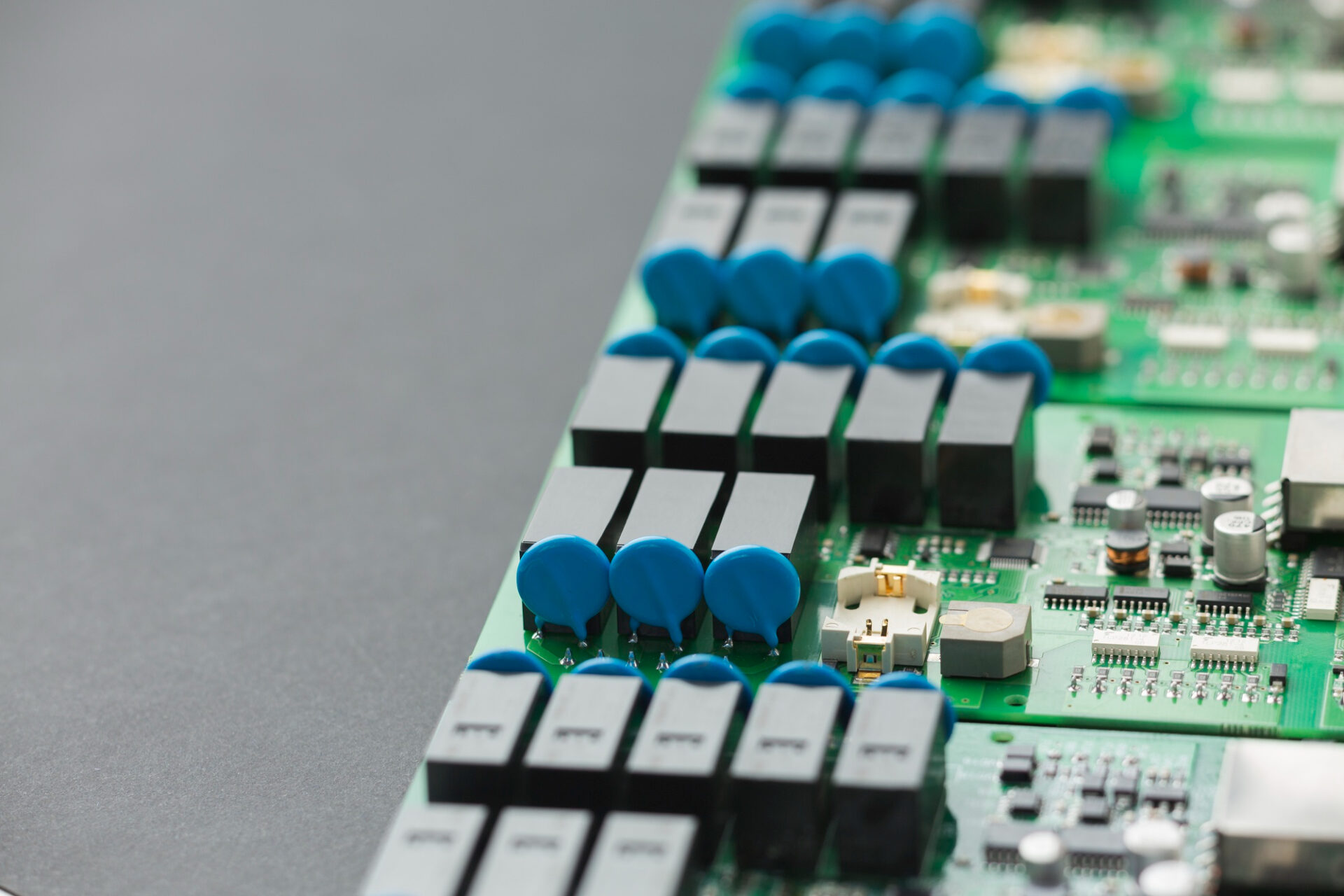 Pallad w elektronice - jakie produkty go posiadają? - Elektropaka.pl
